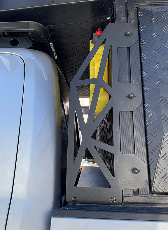 Alu-Cab Full-Size Camper / ModCAP Bulkhead RotopaX Mount – 813 ...